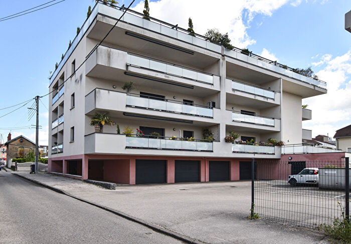 Appartement 3 pièces à Dole, Centre-ville, à vendre