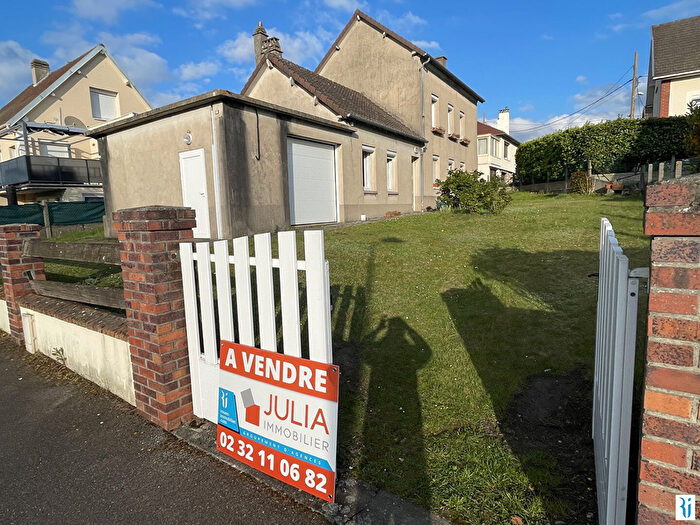 Maison à vendre - Petit-Couronne - 5 pièces - 2 chambres