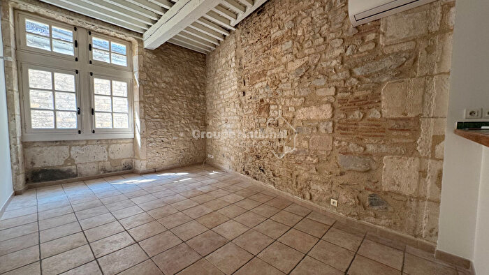 Appartement 2 pièces à louer à Nîmes, Ecusson, Arènes