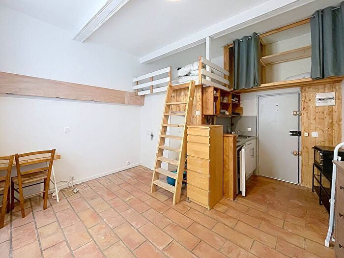 Centre Ville, Aix-en-Provence - Appartement 1 pièce à louer