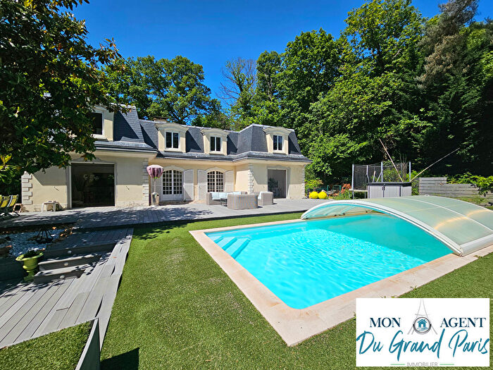 Maison 8 pièces à vendre à Verrières-le-Buisson, Salvert, Marienthal, Vaupéreux, Bois des Verrières