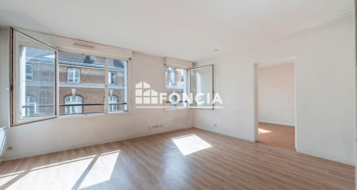 Paris 19ème, Buttes Chaumont, Laumière, Manin : Appartement 2 pièces à vendre
