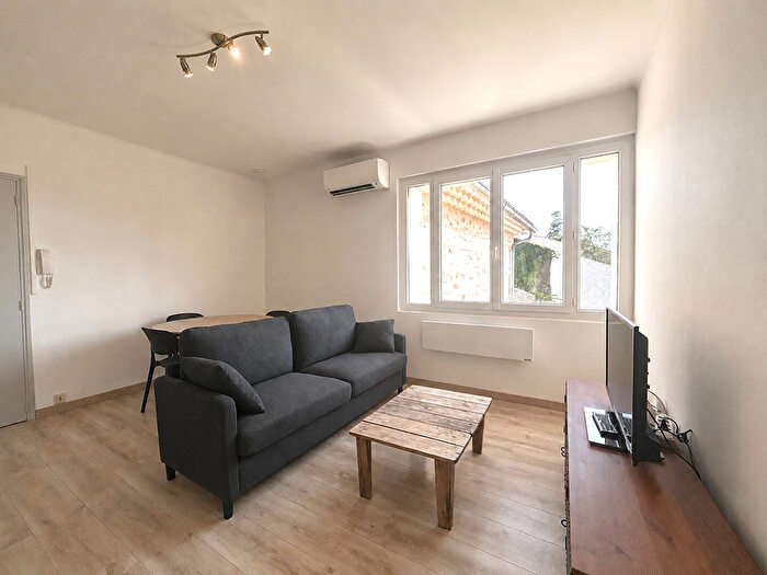 Appartement 3 pièces à louer - Sainte-Cécile-les-Vignes