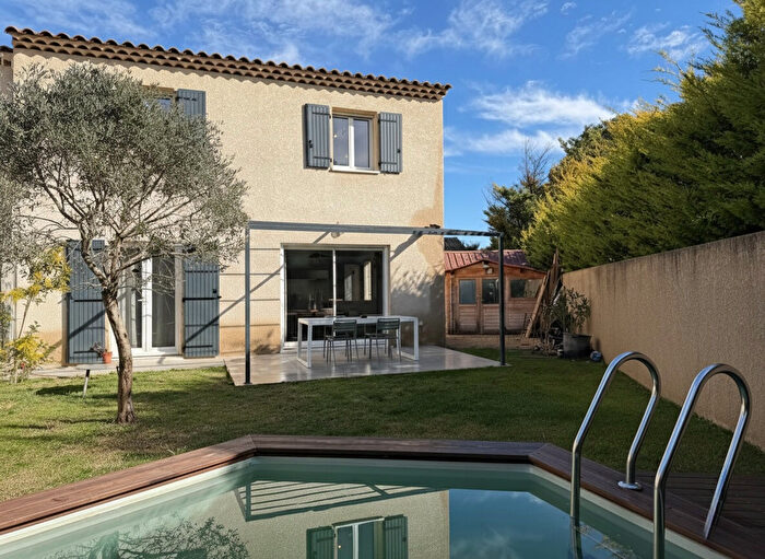 Maison à vendre - Pélissanne - 4 pièces - 3 chambres