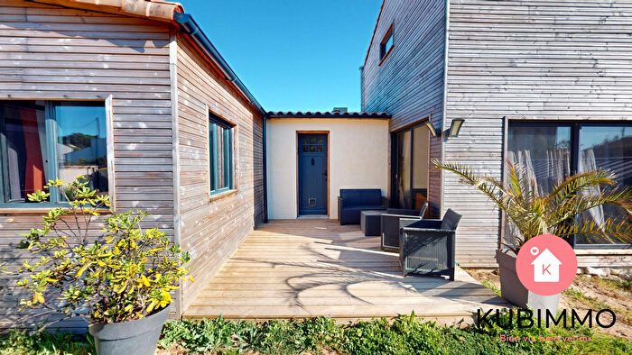 Longeville-sur-Mer : Maison 5 pièces à vendre