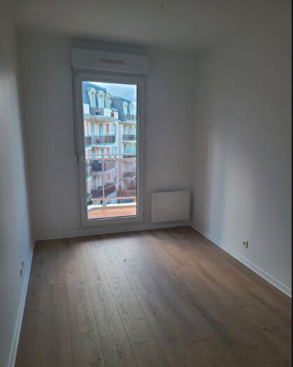 Villiers-sur-Marne, Les Stades : Appartement 3 pièces à louer