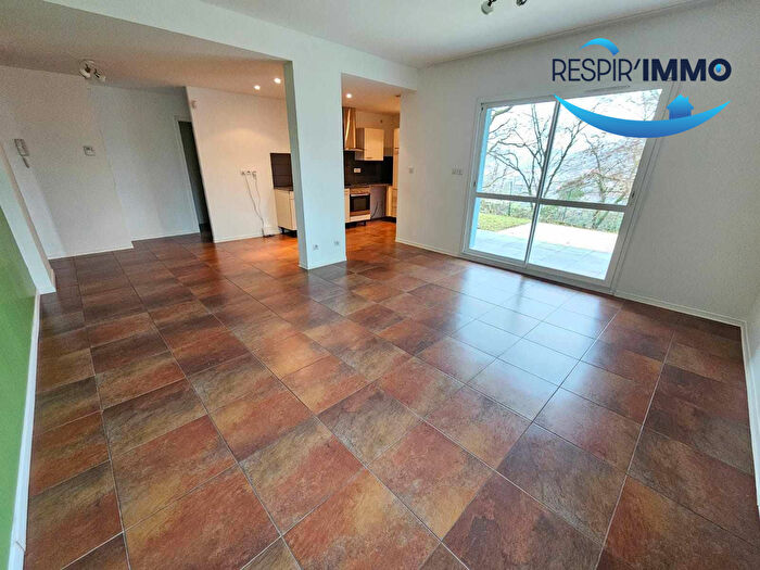 Appartement à louer - Delle - 3 pièces - 2 chambres