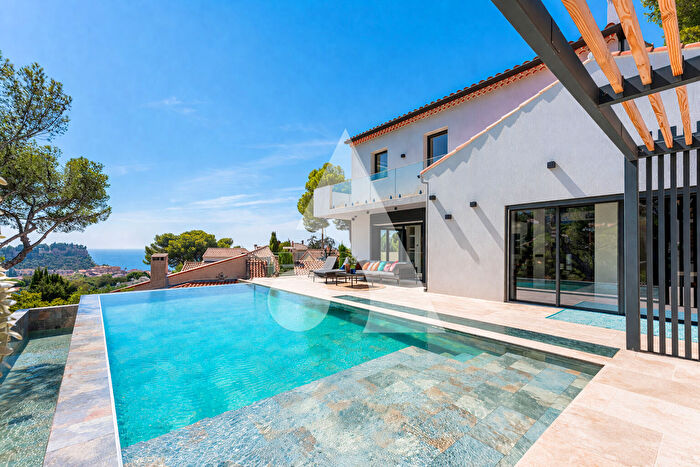 Maison à vendre - Cassis - 8 pièces - 6 chambres