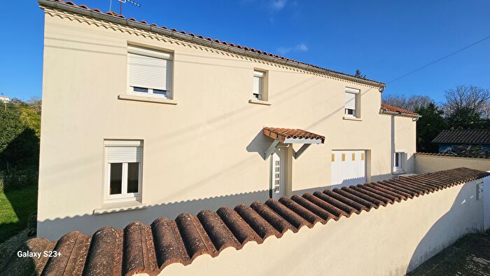 Maison à vendre - Niort, Tour Chabot, Gavacherie - 5 pièces - 3 chambres