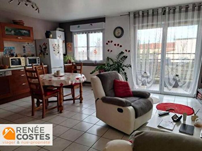Appartement à vendre - Villette-dAnthon - 3 pièces - 2 chambres