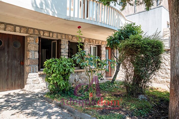 Bois-Colombes, Jean Mermoz : Maison 5 pièces à vendre