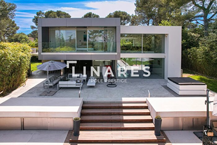 Aix-en-Provence, Luynes - Maison 11 pièces à vendre