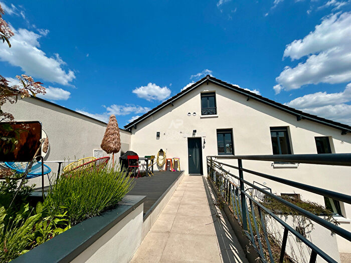 Appartement à vendre - Poissy, Foch, Les Sablons - 4 pièces - 2 chambres