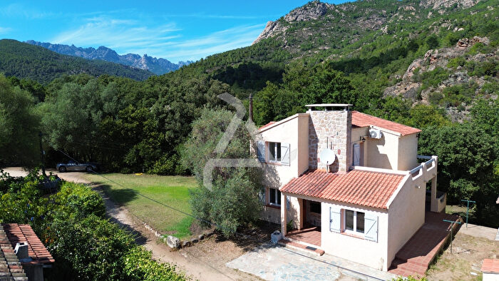Maison 5 pièces à Zonza, à vendre