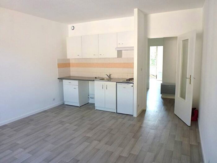 Appartement à louer - Centre Ville, Vizille - 2 pièces - 1 chambre