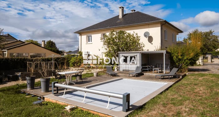 Maison 7 pièces à Sébazac-Concourès, à vendre