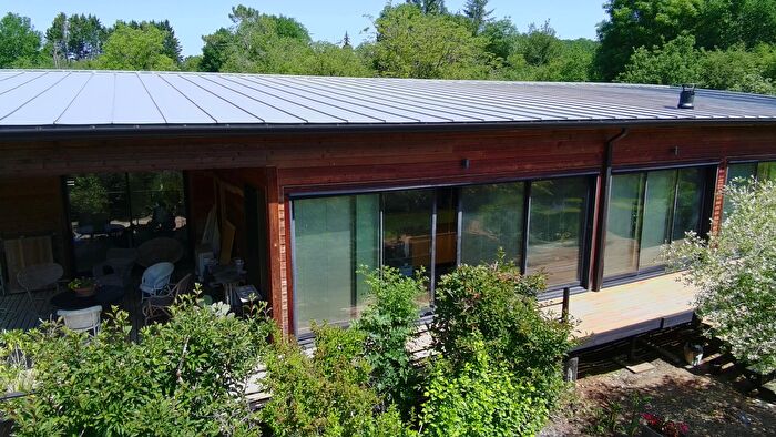 Maison 8 pièces à Excideuil, à vendre