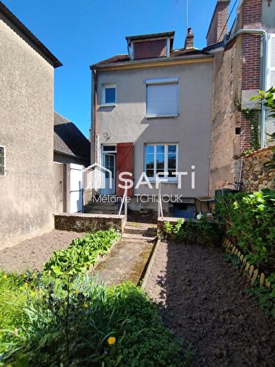 Maison à vendre - Châtillon-Coligny - 5 pièces - 3 chambres