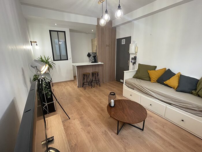 Appartement à louer - Rouen, Pasteur - 1 pièce