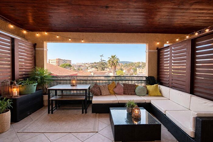 Appartement à vendre - Le Cannet, Garibondy - 2 pièces - 1 chambre