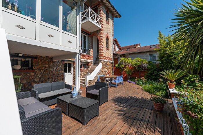 Maison 6 pièces à Livry-Gargan, L'Abbaye, à vendre
