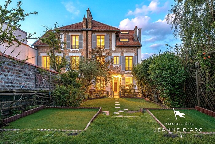 Maison à vendre - Versailles, Notre Dame - 8 pièces - 7 chambres