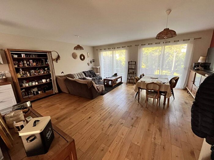 Maison à louer - Sembat, Bègles - 4 pièces