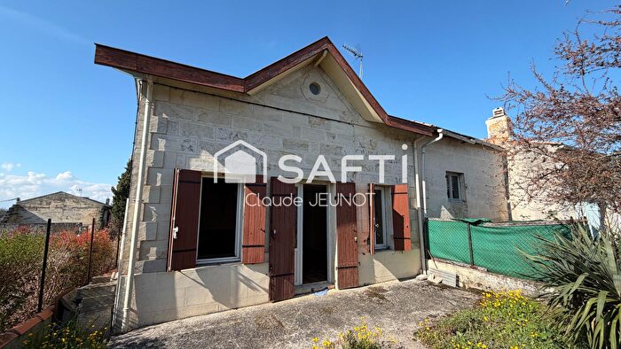 Maison à vendre - Abzac - 4 pièces - 3 chambres