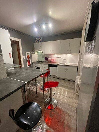 Appartement à louer - Le Brezet, Clermont-Ferrand - 3 pièces - 2 chambres