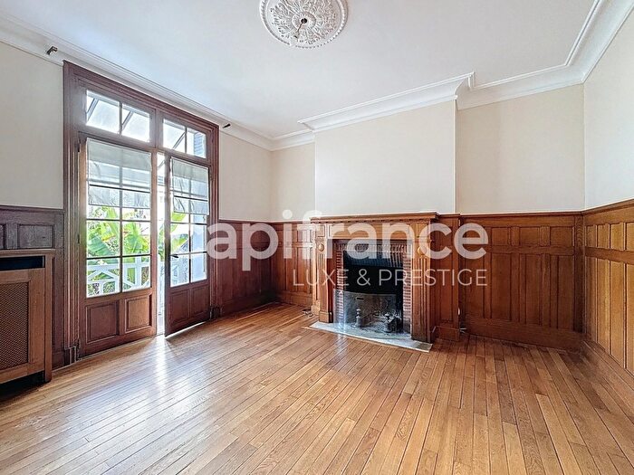 Maison à vendre - Tours, Grammont - 9 pièces - 7 chambres