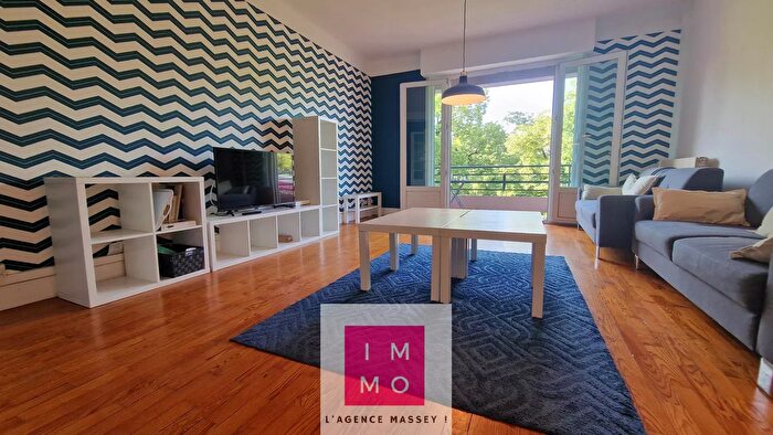 Appartement à vendre - Tarbes, Centre-ville - 5 pièces - 3 chambres