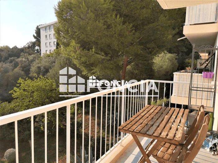 La Serinette, Toulon : Appartement 3 pièces à louer
