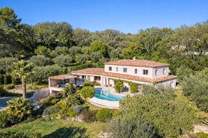 Maison à vendre - Mougins, Font Neuve, Saint-Basile, Fontmerle, Nartassière - 10 pièces - 6 chambres