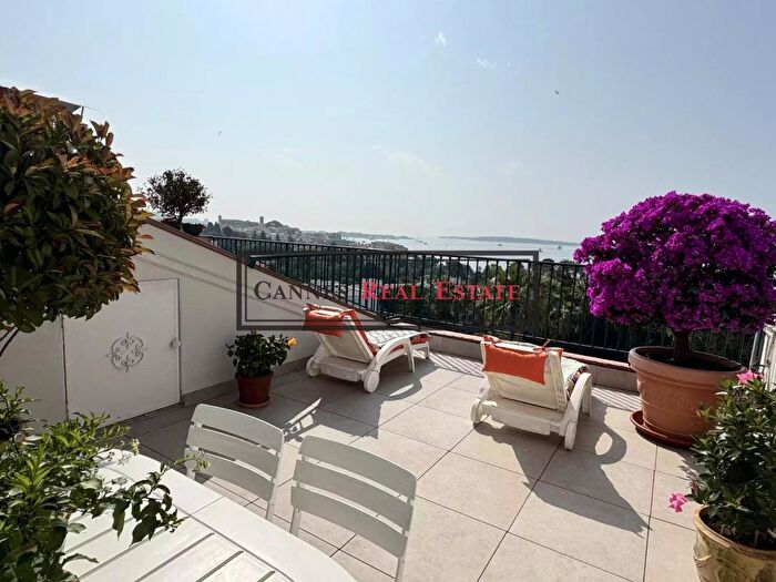 Appartement à vendre - Cannes, Croix des Gardes - 4 pièces - 3 chambres
