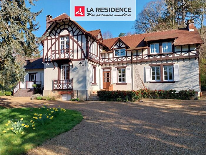 Maison à vendre - Oinville-sur-Montcient - 8 pièces - 5 chambres