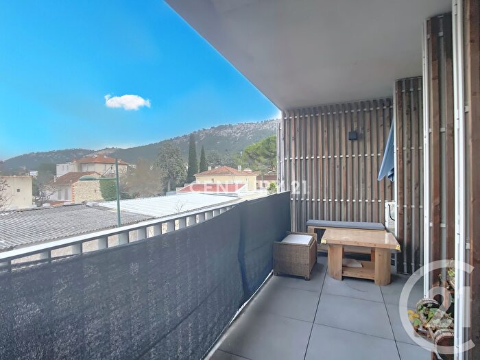 Appartement à vendre - La Penne-sur-Huveaune - 3 pièces - 2 chambres