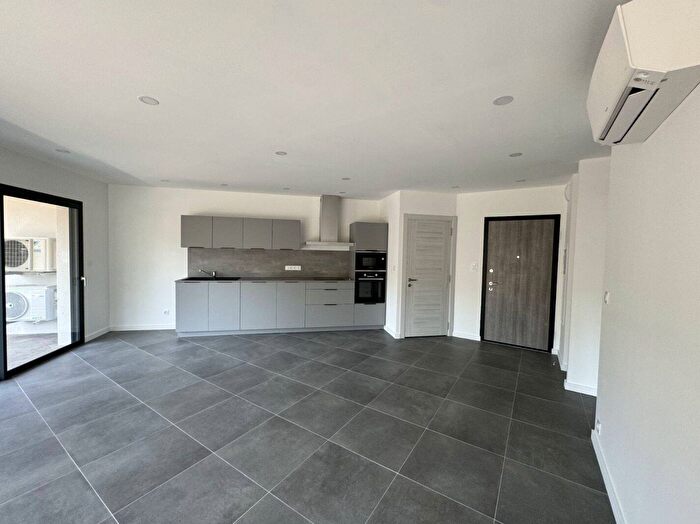 Appartement à louer - La Confina, Ajaccio - 2 pièces - 1 chambre