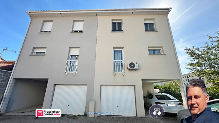 Maison 5 pièces à vendre à Vaulx-en-Velin, Village