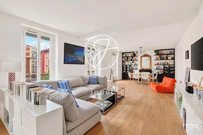 Appartement 4 pièces à vendre - Puteaux, Pressensé, Rives de Seine