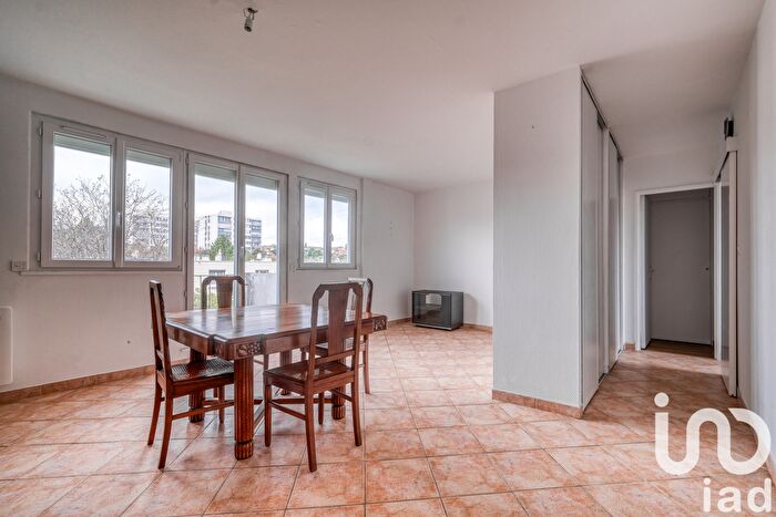 Appartement à vendre - Chelles, Noue-Brossard, Perichelles, Bel Air, Clos Roger - 2 pièces - 1 chambre