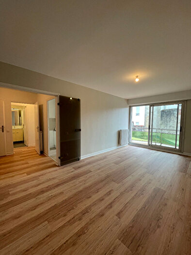 Appartement à louer - Pau, Centre-ville - 2 pièces - 1 chambre