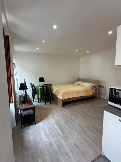 Longjumeau, Centre-ville, Mairie : Appartement 1 pièce à louer