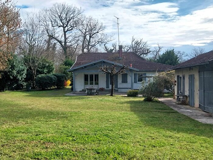 Salles : Maison 4 pièces à vendre
