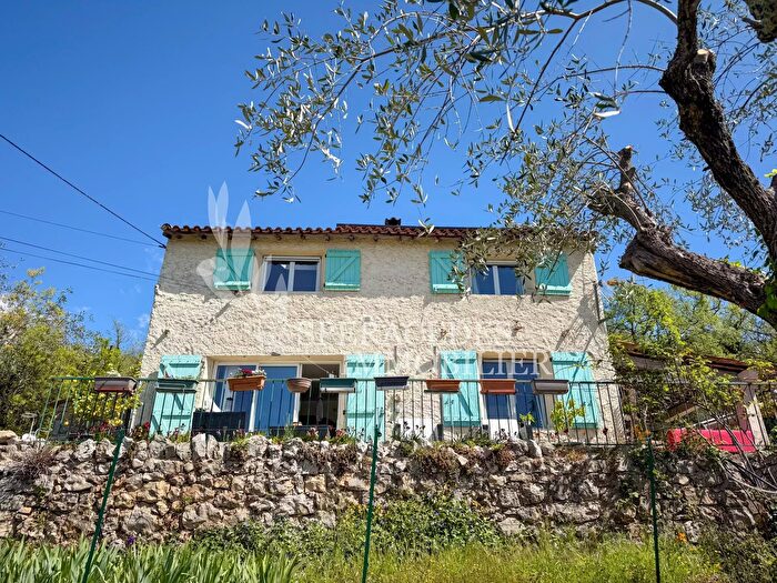 Saint-Cézaire-sur-Siagne : Maison 5 pièces à vendre