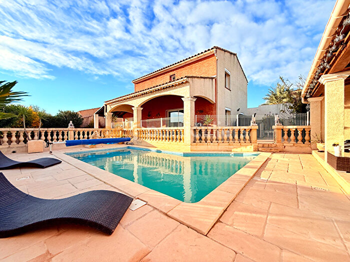 Maison à vendre - Mus - 7 pièces - 6 chambres