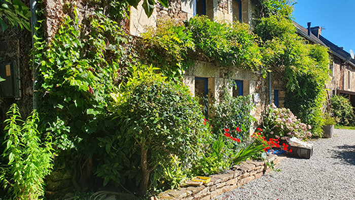 Maison à vendre - La Grée-Saint-Laurent - 10 pièces - 5 chambres