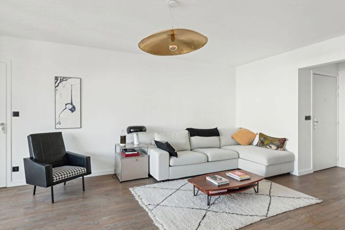 Carnot Gambetta, Suresnes - Appartement 4 pièces à louer