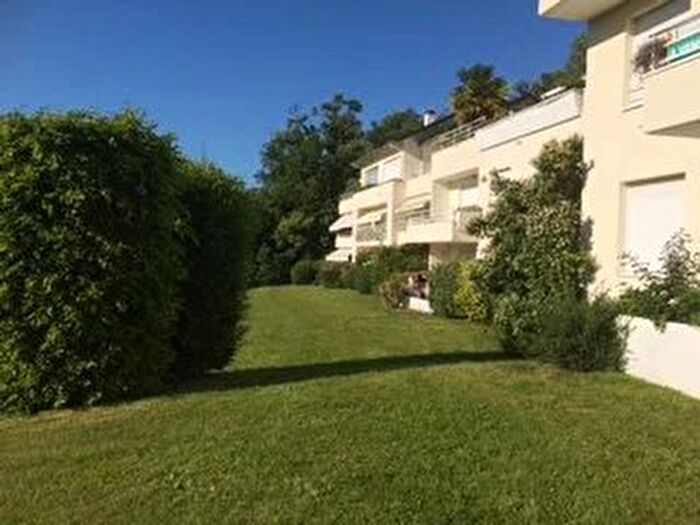 Appartement à louer - Jacob-Bellecombette - 2 pièces - 1 chambre