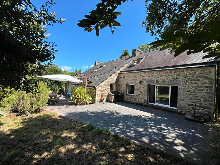 Moustoir-Ac : Maison 6 pièces à vendre
