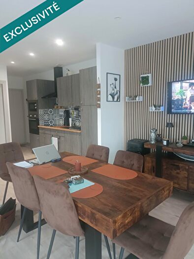 Maison 6 pièces à Bruille-Saint-Amand, à vendre